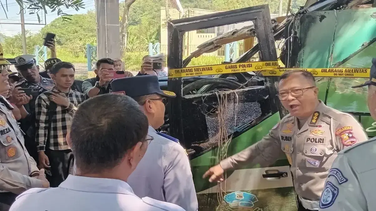 Polri-KNKT Selidiki Penyebab Kecelakaan Bus ALS di Padang Panjang